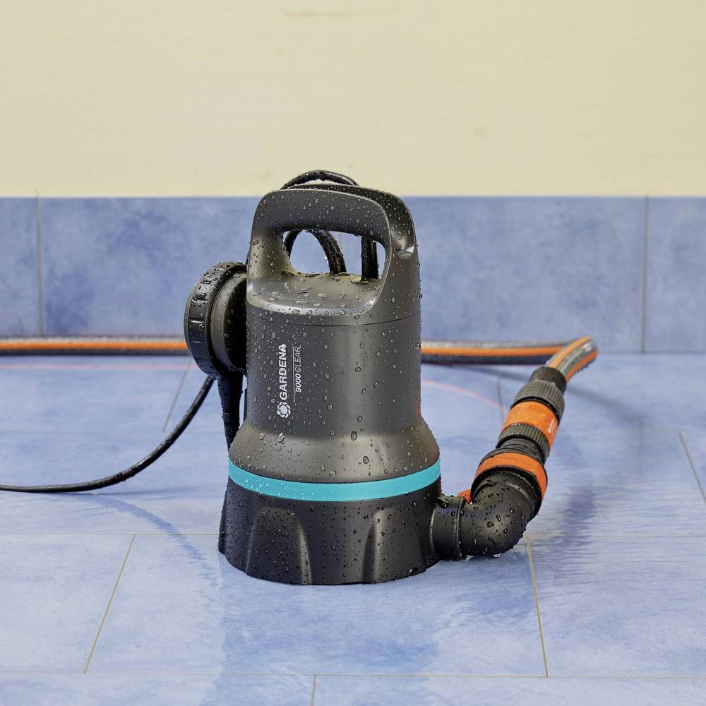 Potopna pumpa GARDENA 9000 | Pevex